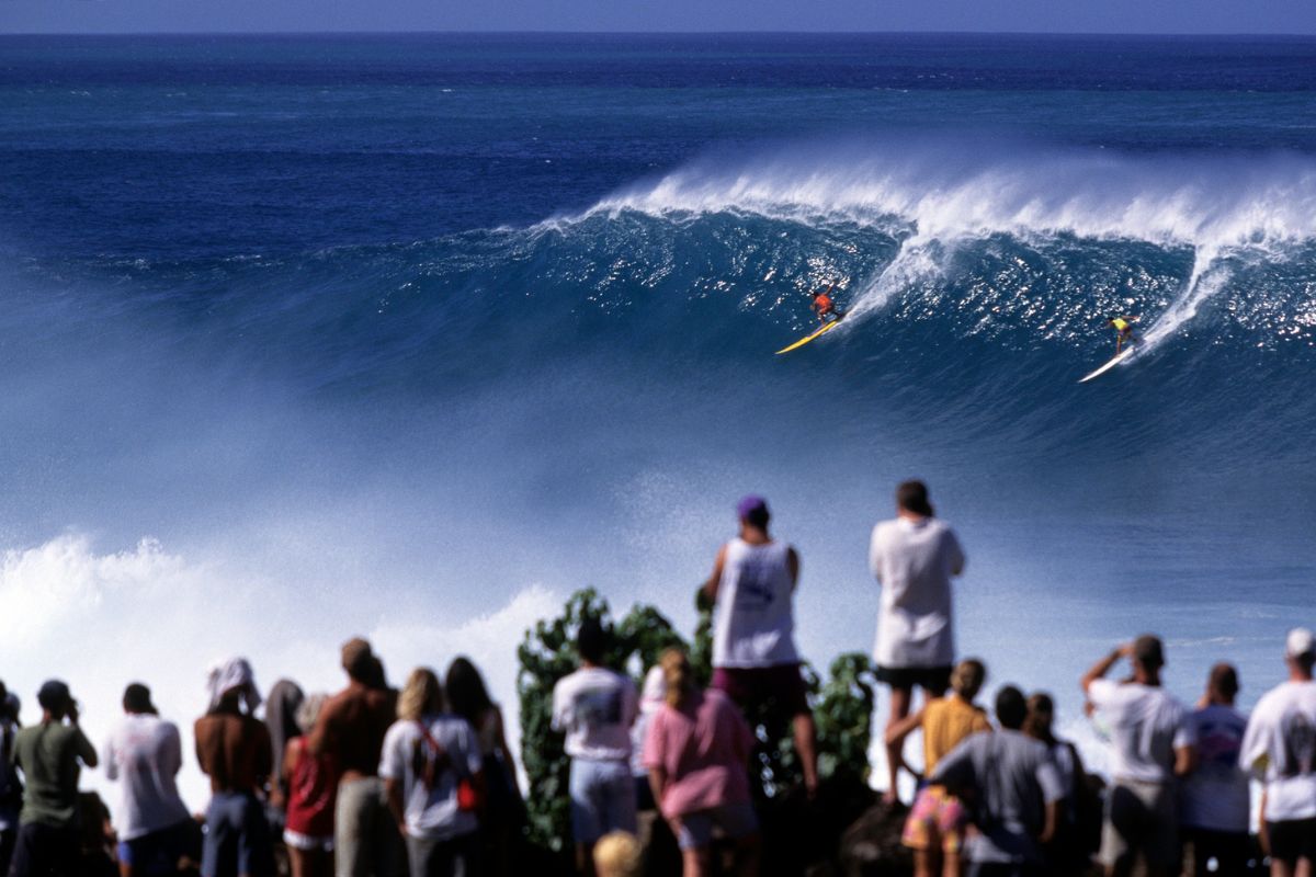 The Eddie Aikau Surf Contest is a Go for Wednesday - HAWAIʻI Magazine
