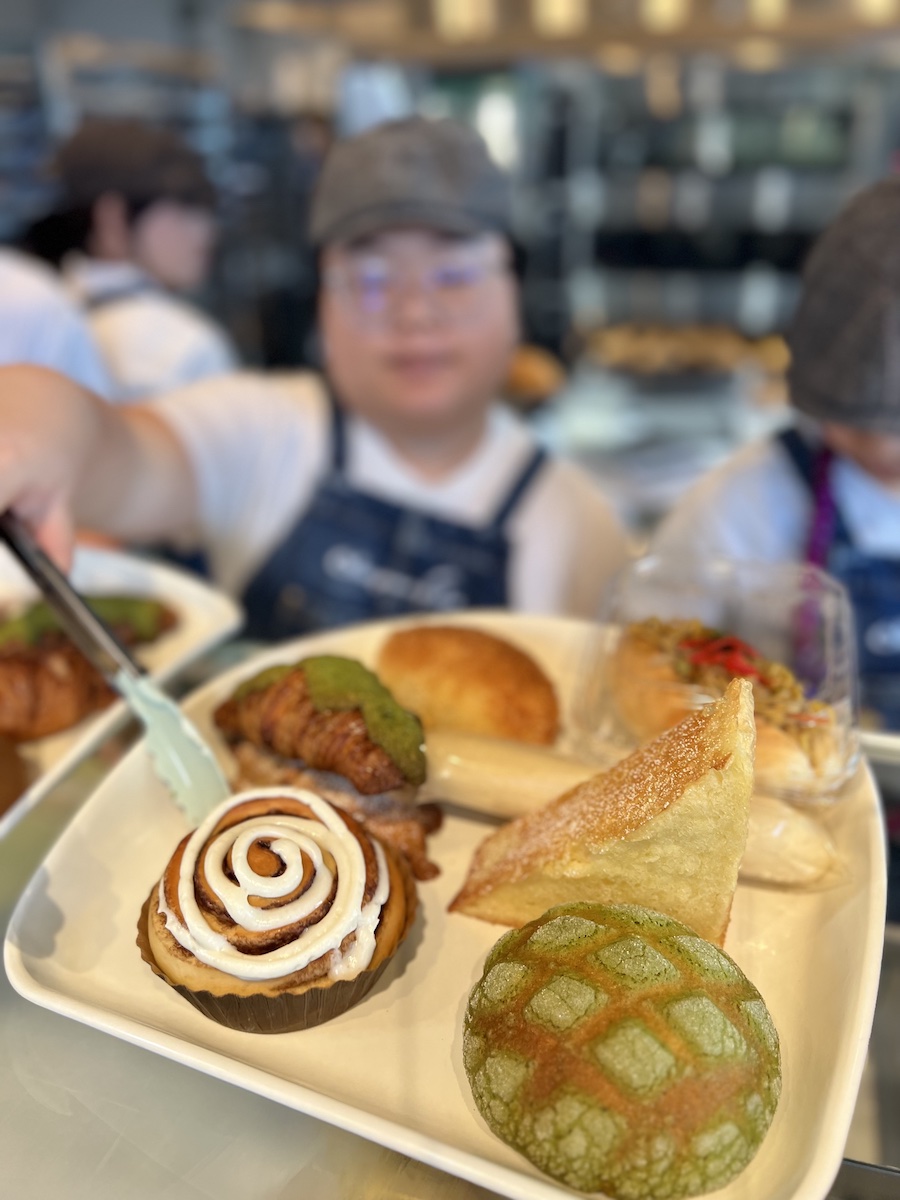 Famed Japanese Bakery Brings Fluffy Breads and Pastries to Honolulu ...