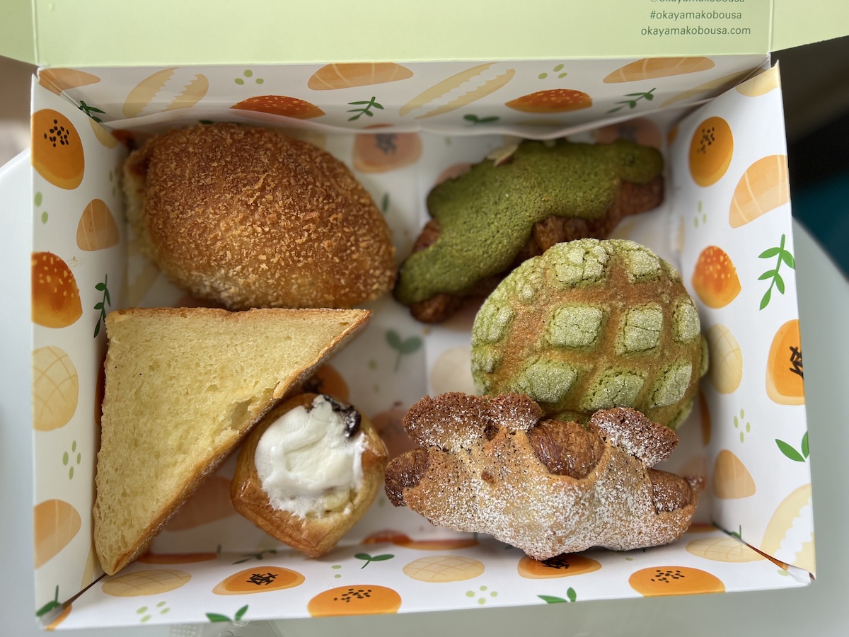 Famed Japanese Bakery Brings Fluffy Breads and Pastries to Honolulu ...