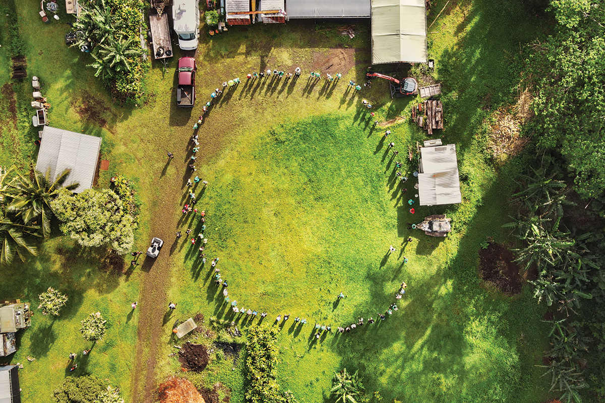Exploring Kalihi Valley on Oʻahu on Two Wheels - HAWAIʻI Magazine