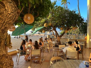 Feast on the Beach at Hau Tree in Waikīkī - HAWAIʻI Magazine